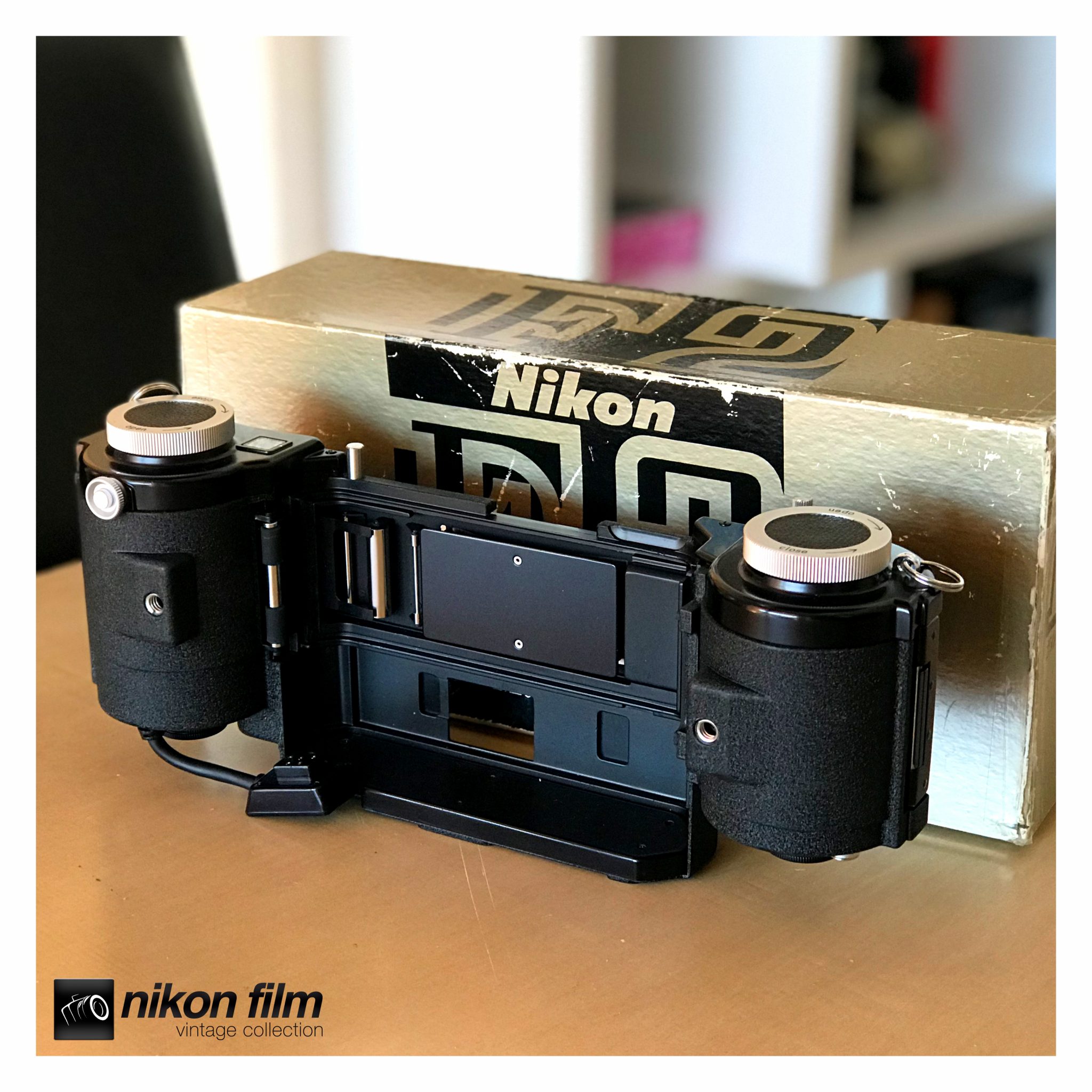 Nikon MF-1 250 Magazine Back - Boxed