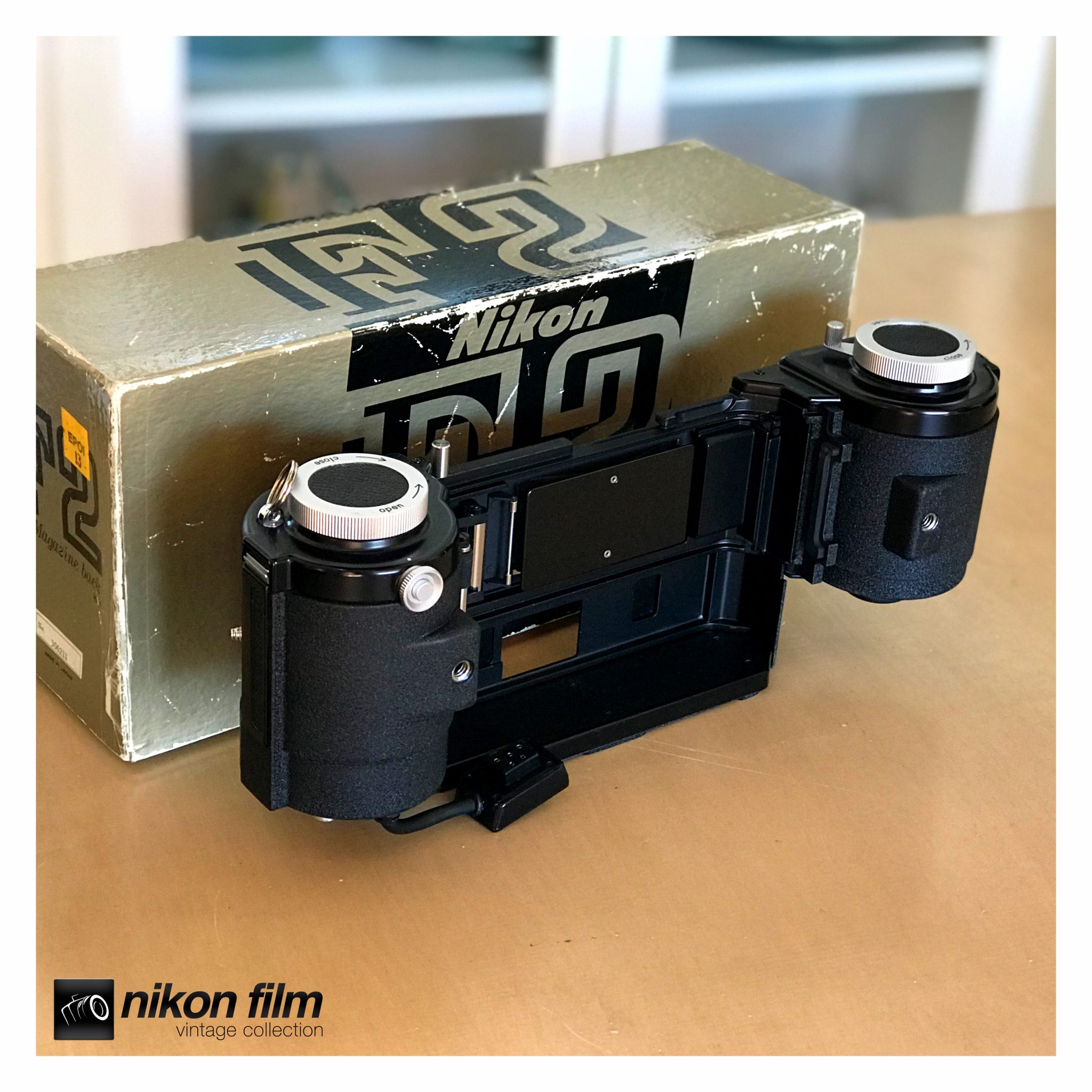 Nikon MF-1 250 Magazine Back - Boxed