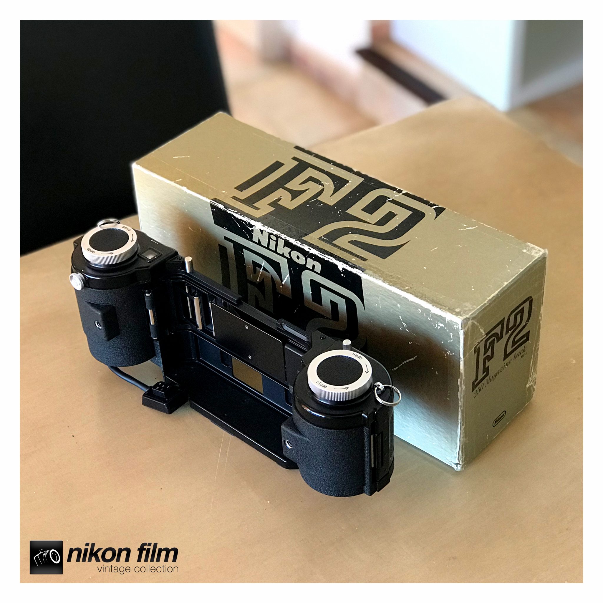 Nikon MF-1 250 Magazine Back - Boxed